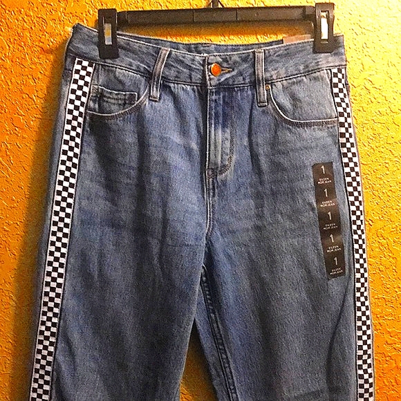 Empyre | Jeans | Empyre Size Eileen Mom Jean Ripped Belt Strand | Poshmark